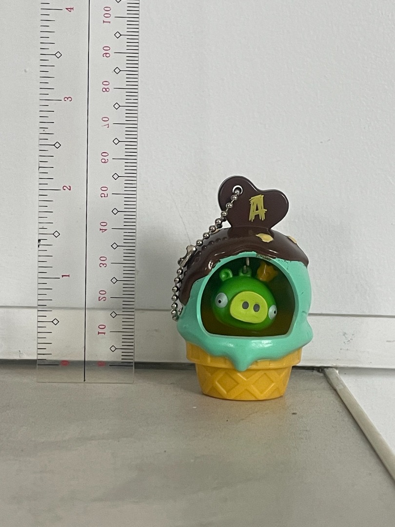 Angry Bird Dynamic Pig Ice Cream with Ballchain, Hobbies & Toys, Toys ...