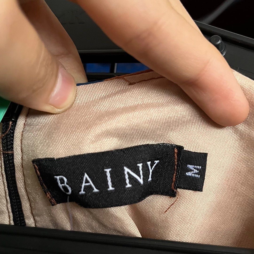 Bainy baju kurung, Women's Fashion, Muslimah Fashion, Baju Kurung ...