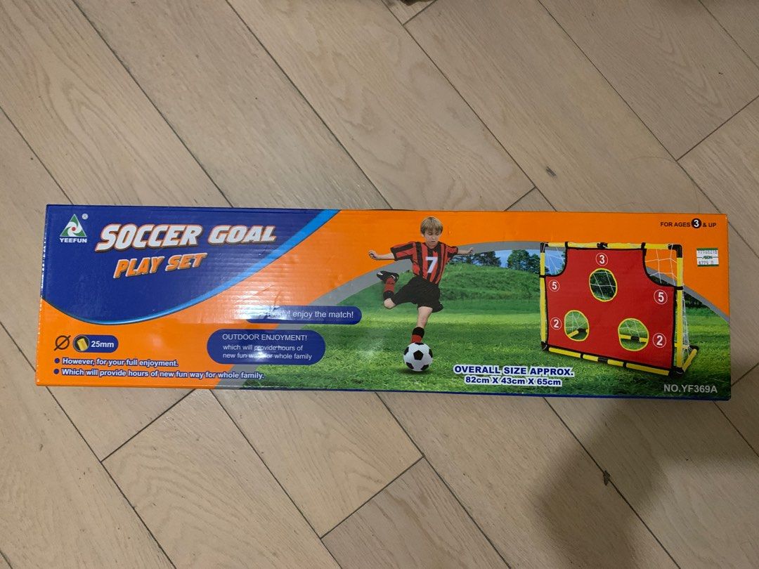 (全新 Brand New) Soccer Goal Play Set 龍門框, 興趣及遊戲, 玩具 & 遊戲類 - Carousell