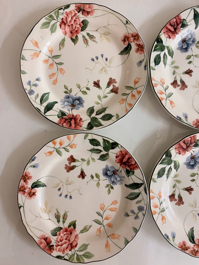 Claytan Pinggan Raya Corak Bunga, Furniture & Home Living, Kitchenware ...