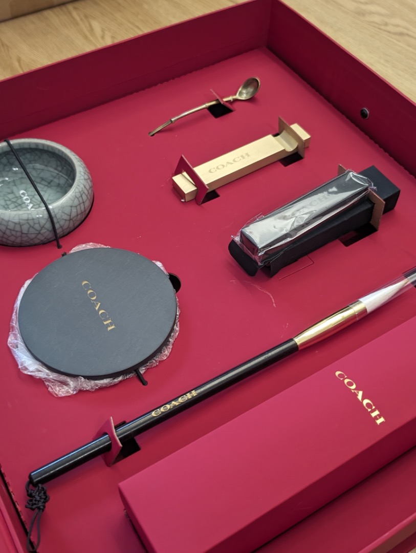 Coach CNY 2024 VIP Gift Set, Hobbies & Toys, Memorabilia & Collectibles ...