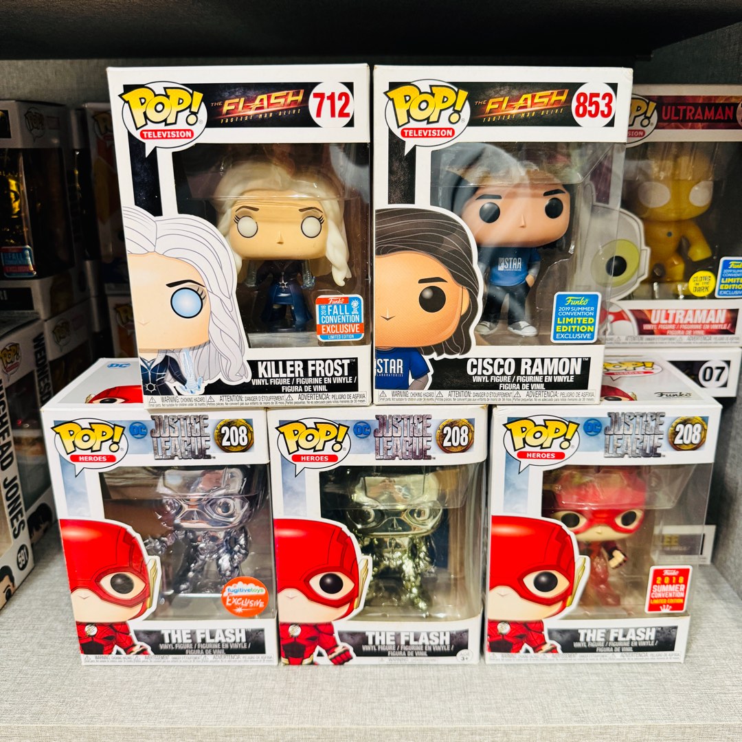 [ALL for $100] DC Comics The Flash Chrome Killer Frost Cisco Ramon ...