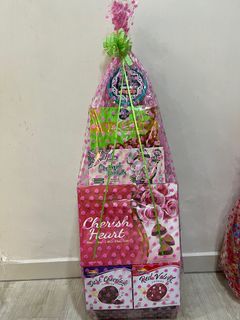 Hari Raya Food Hamper, Food & Drinks, Gift Baskets & Hampers on Carousell