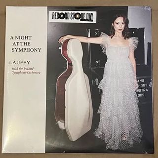 [RSD Exclusive] LAUFEY - A Night At The Symphony (Double Vinyl) LAST COPY AVAILABLE, Hobbies ...