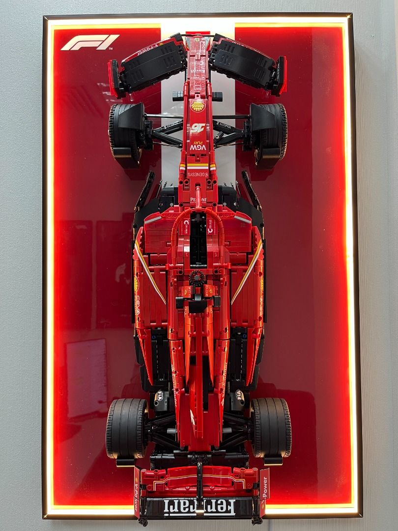 LEGO MOC Ferrari F1 SF-24 送 sticker 及掛牆 LED 相框, 興趣及遊戲, 玩具 & 遊戲類 - Carousell