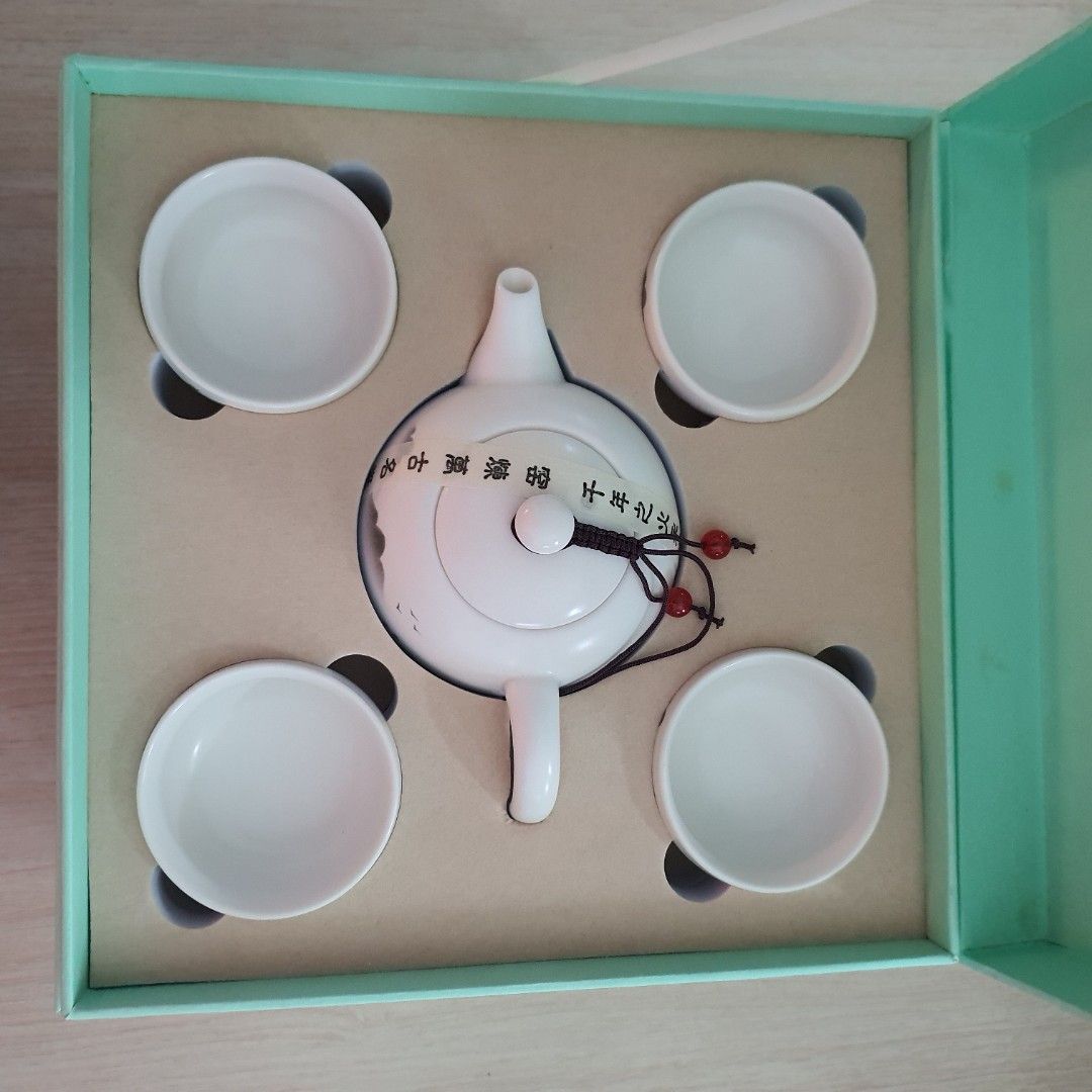 Mooncake Box & Tea Set - By Intercontinental, Furniture & Home Living ...