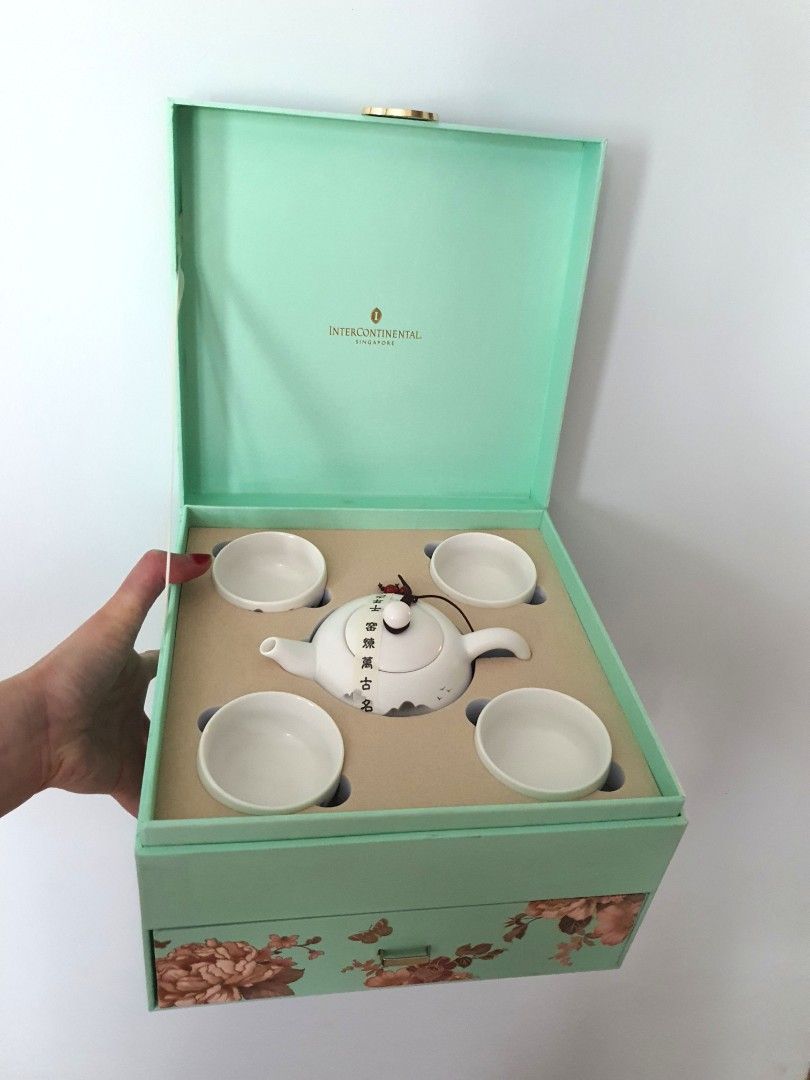 Mooncake Box & Tea Set - By Intercontinental, Furniture & Home Living ...