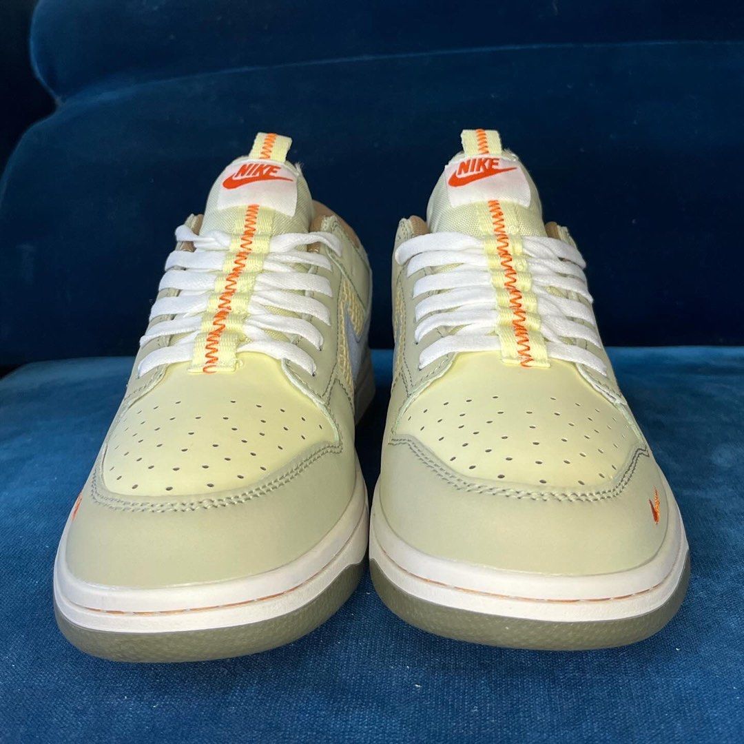 NIKE SB DUNK LOW CARTOON, Fesyen Pria, Sepatu , Sneakers di Carousell