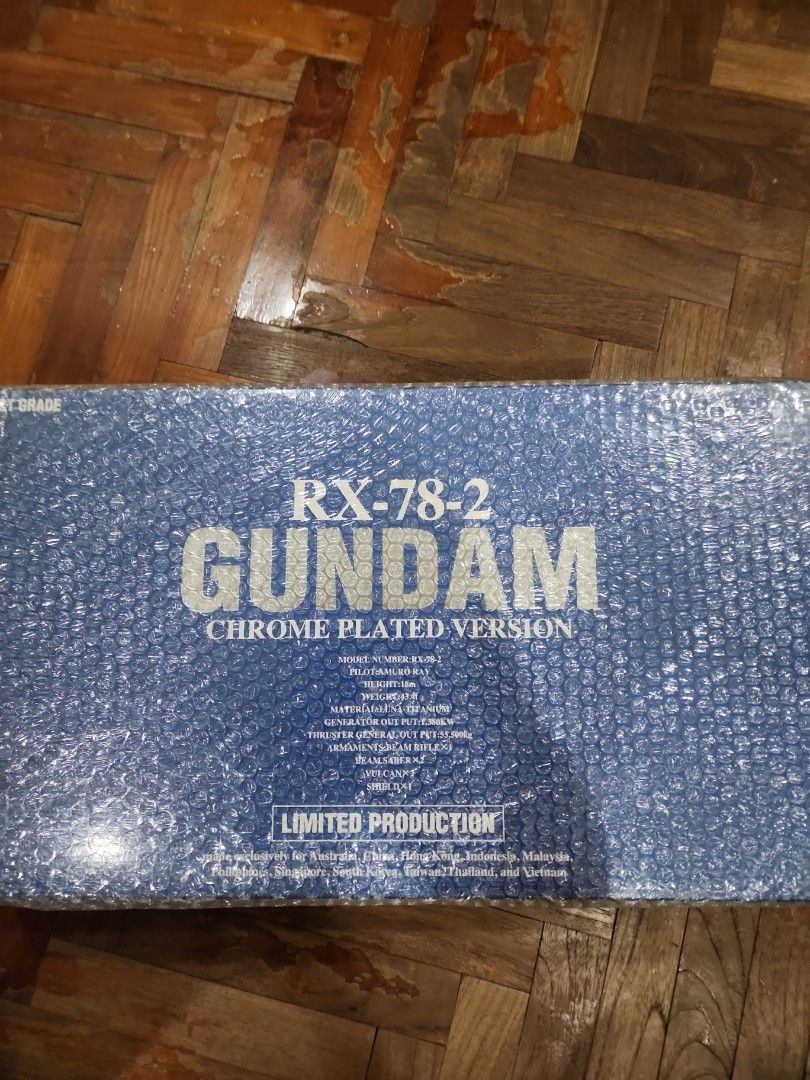 Gunpla (PG RX78-2 Chrome plate version) (Limited production model ...