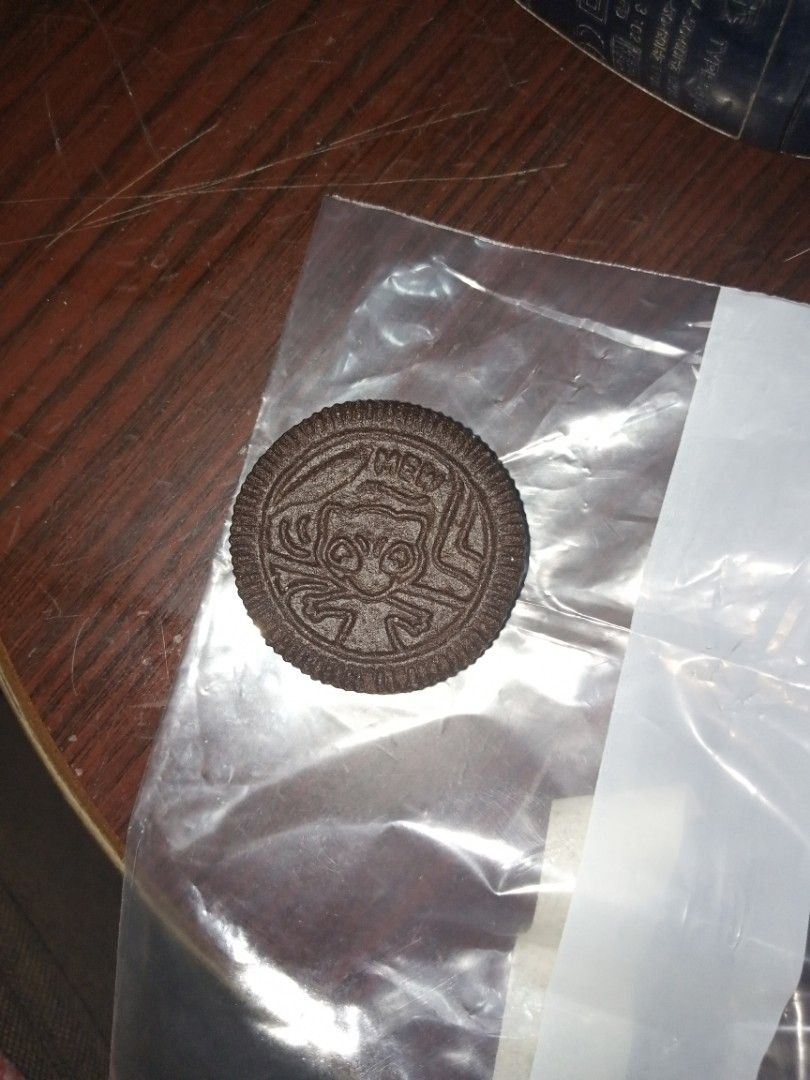 Pokemon Oreo Cookie - Rare Mew Print Collectors Card, Hobbies & Toys ...