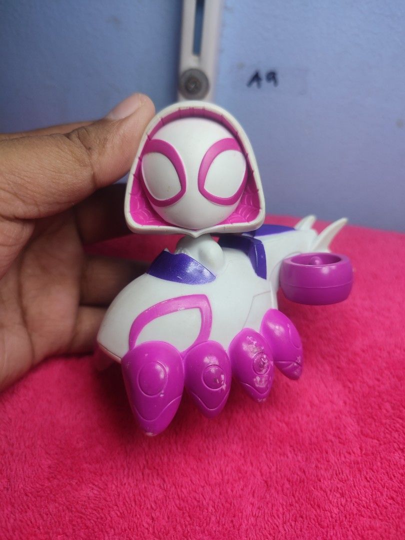 Spider-Man Ghost-Spider Across The Spider-Verse Spider-Gwen, Hobbies ...