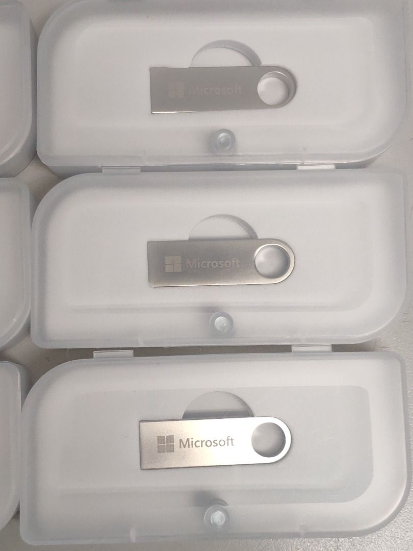 Windows 7 Pro 64-bit USB Boot機安裝碟，繁體中文版。, 電腦＆科技, 電腦周邊及配件, 電腦軟件 - Carousell