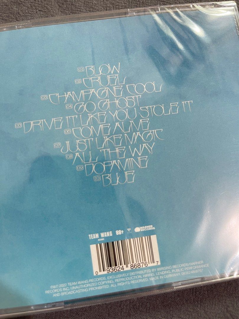 王嘉爾 Jackson Wang 美版MAGIC MAN CD 全新, 書籍、休閒與玩具, 樂器、音樂相關, CD、DVD在旋轉拍賣