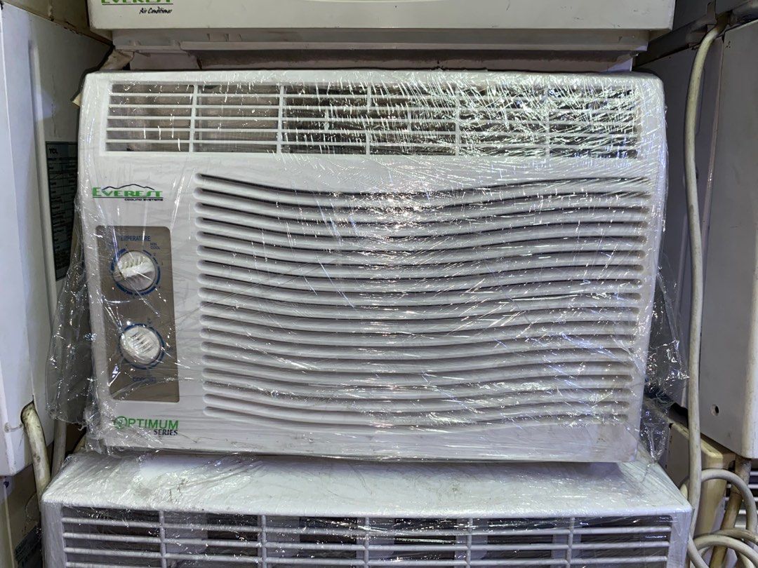 AIRCON WINDOW TYPE, TV & Home Appliances, Air Conditioning and Heating ...