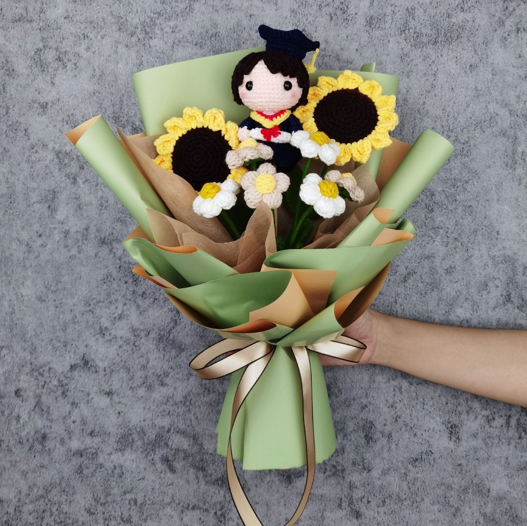 [Customiseable] Graduation Doll | Poly ITE University Graduation ...
