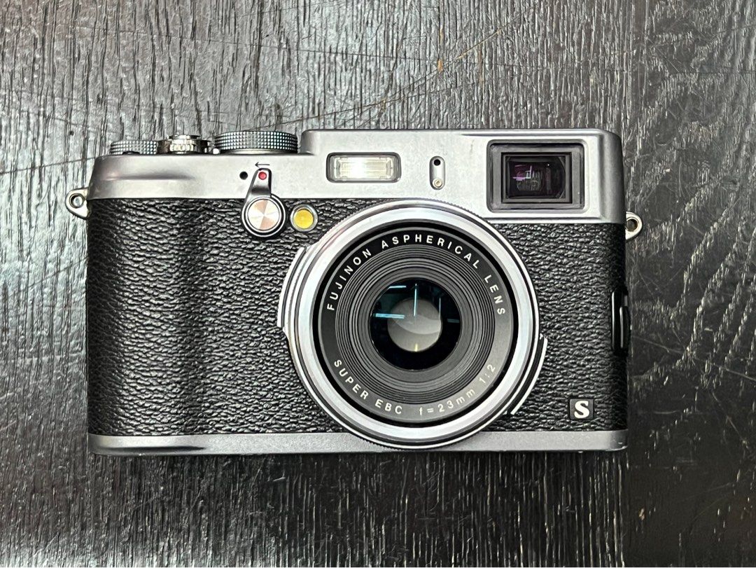 Fujifilm X100S (Box), Photography, Cameras on Carousell