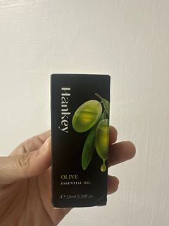 Wei Yi Plant essential oil, Beauty & Personal Care, Foot Care on Carousell