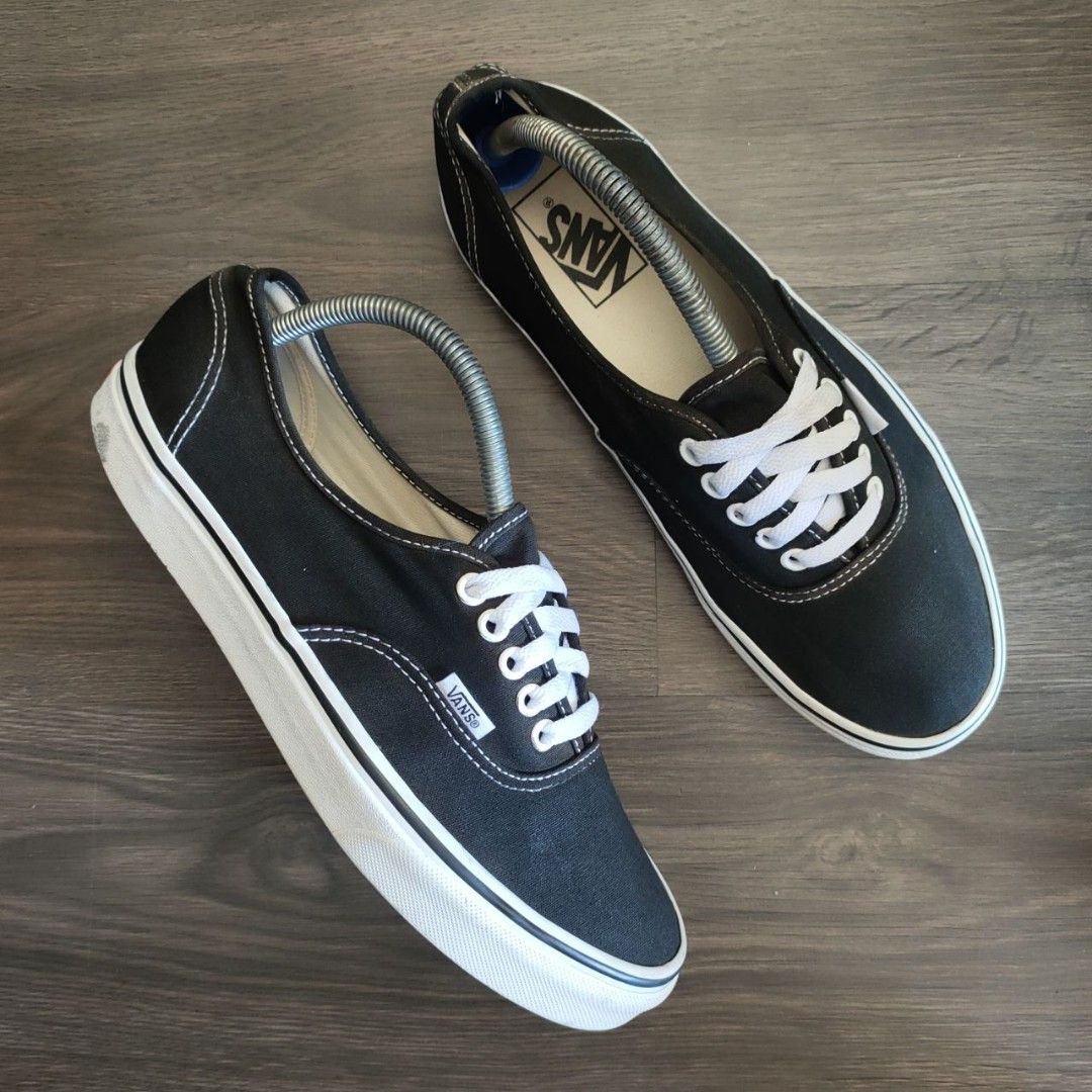 KASUT BUNDLE VANS, Men's Fashion, Footwear, Sneakers on Carousell