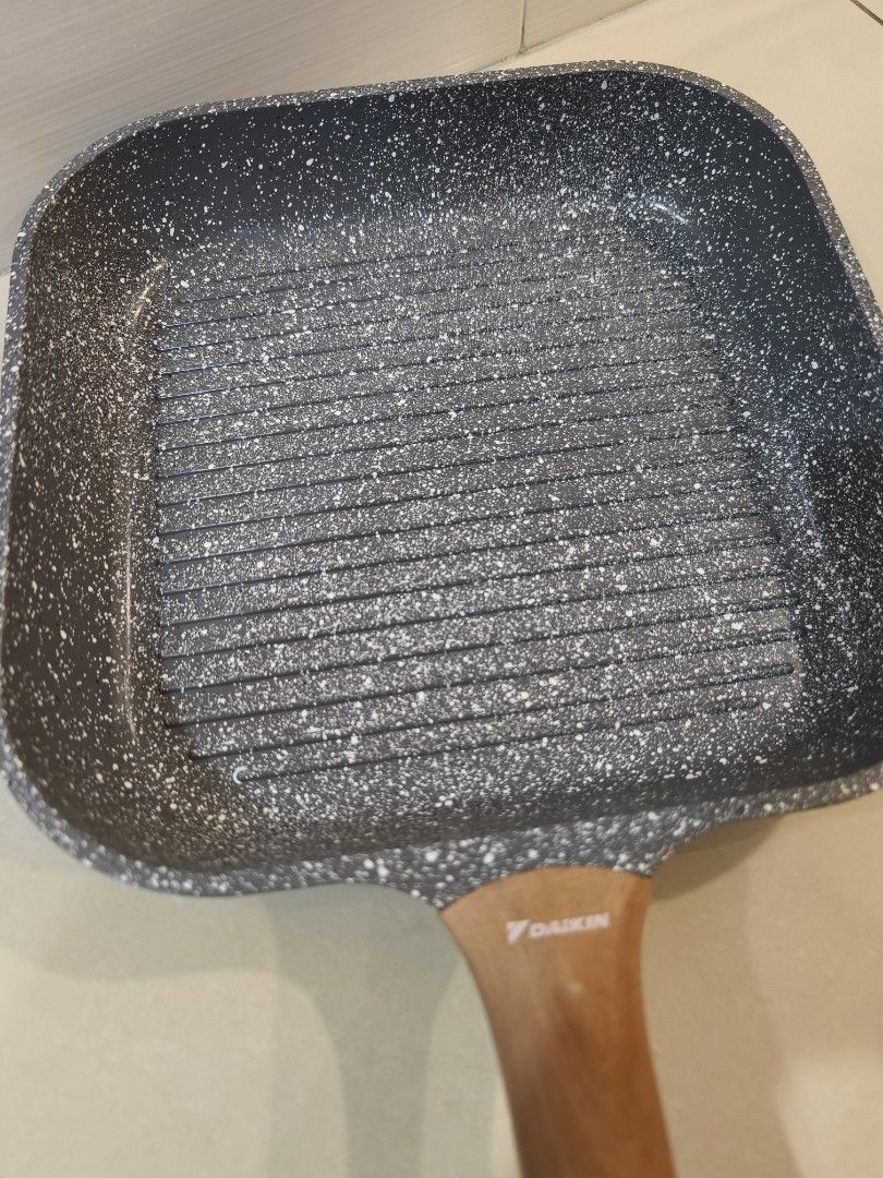 Marble Ceramic Chefology Swiss 28cm Grill Pan By Daikin, Furniture ...