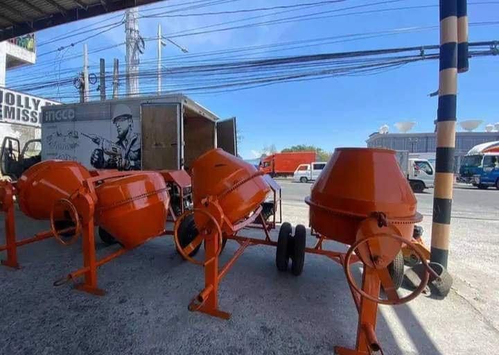 ONE BAGGER CEMENT MIXER WITH HAKATA JAPAN GAS ENGINE 7HP WITH FREE ...