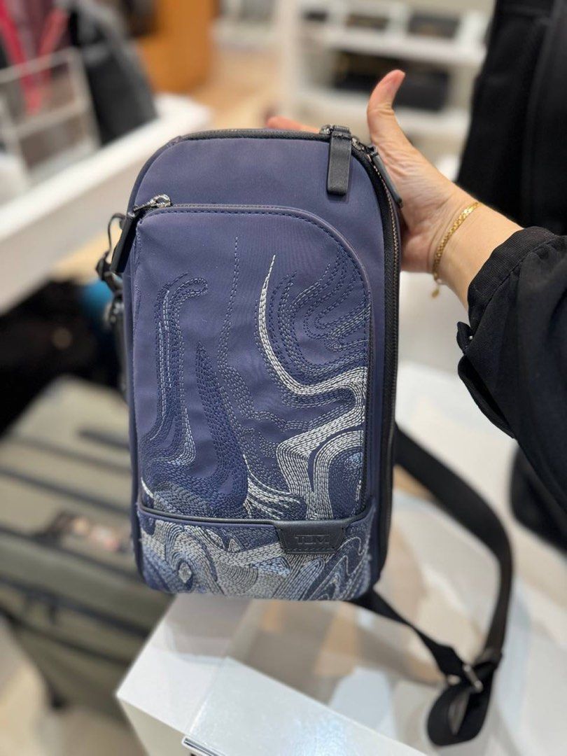 (PREORDER) TUMI GREGORY SLING, Men's Fashion, Bags, Sling Bags on Carousell