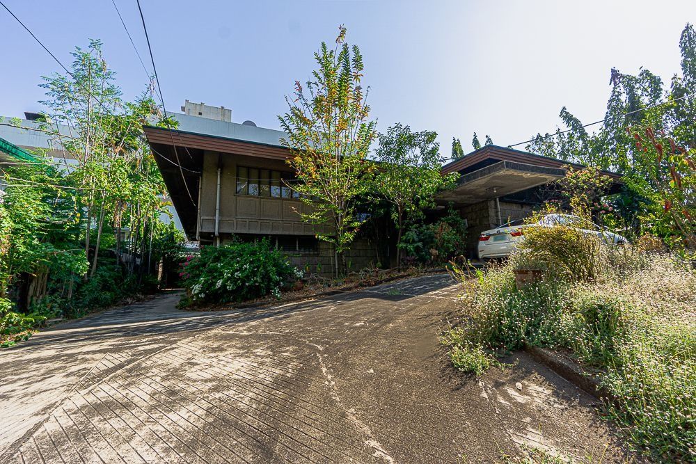 Prime Lot with Old Structure For Sale in Scout Borromeo QC, Property ...