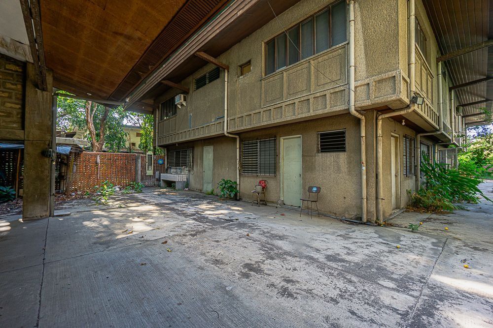 Prime Lot with Old Structure For Sale in Scout Borromeo QC, Property ...
