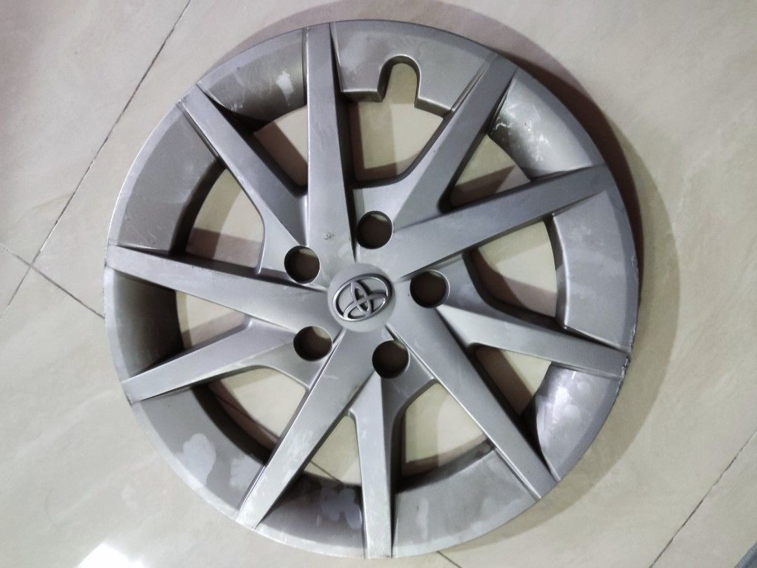 Prius plus wheel Cap, Car Accessories, Tyres & Rims on Carousell