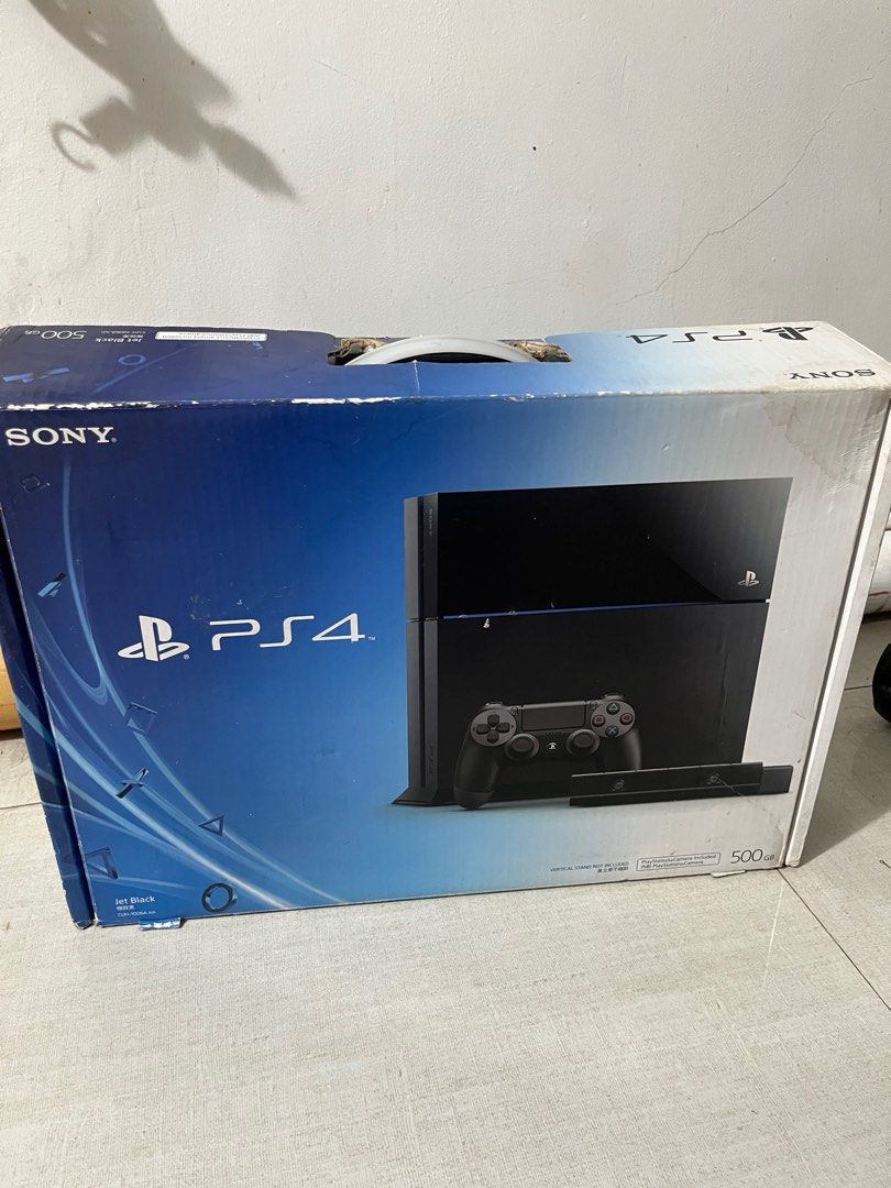 Sony Playstation 4 PS4 Complete w/ camera & 7 cd games , Hobbies & Toys ...