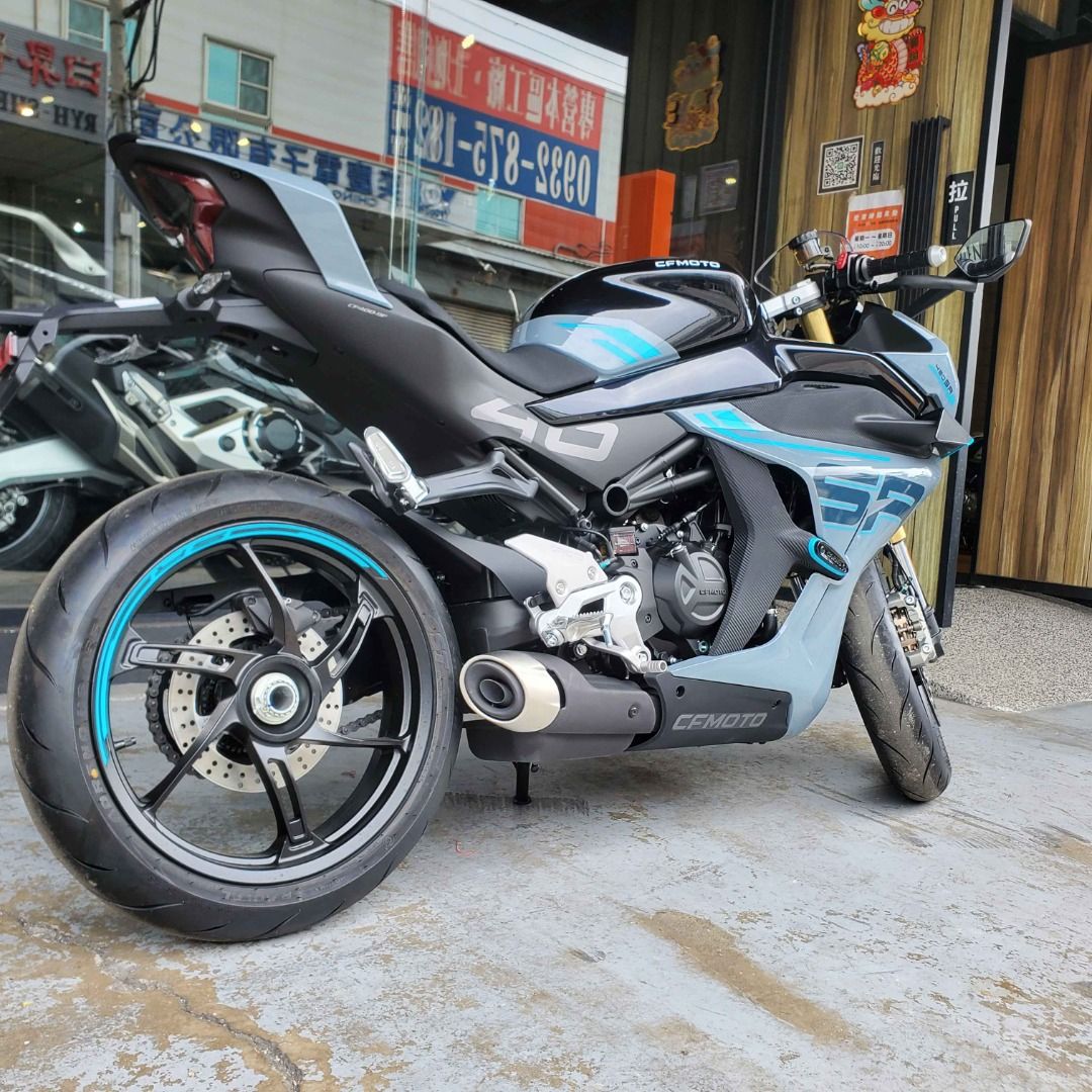 2023 CFMOTO 450SRS 春風 450SRS 全額分期48期0利率 現金折扣14000$ 春風摩托, 機車, 重機在旋轉拍賣