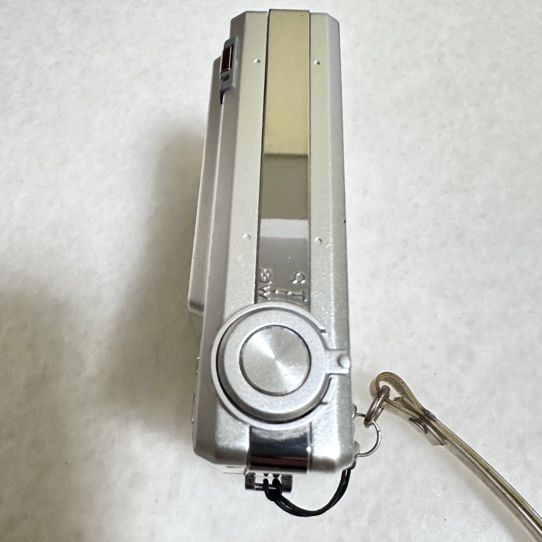 BENQ DC E510 READ DETAILS, Photography, Cameras on Carousell