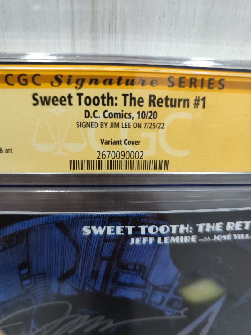 CGC 9.8 Signature Slab Sweet Tooth The Return #1 DC Comics Signed by ...