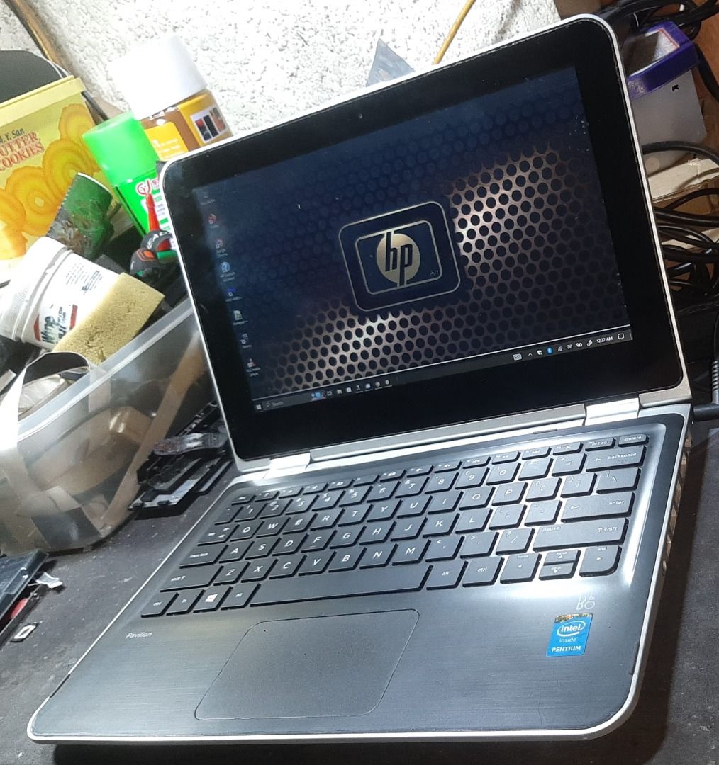 HP Pavilion X360 11 (Touch screen) > Intel N3700, 4GB RAM, SSD 120GB ...