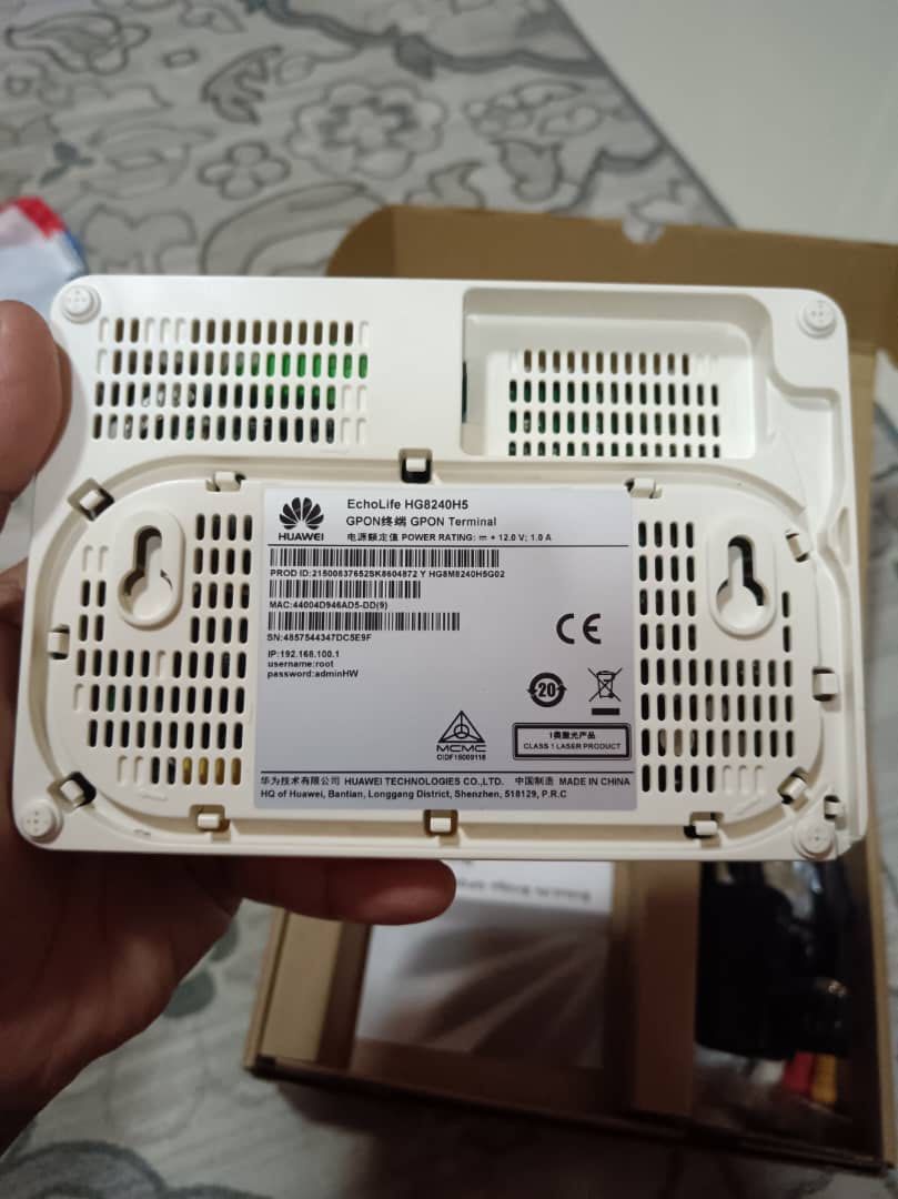 HUAWEI modem HG8240H5, Computers & Tech, Office & Business Technology ...