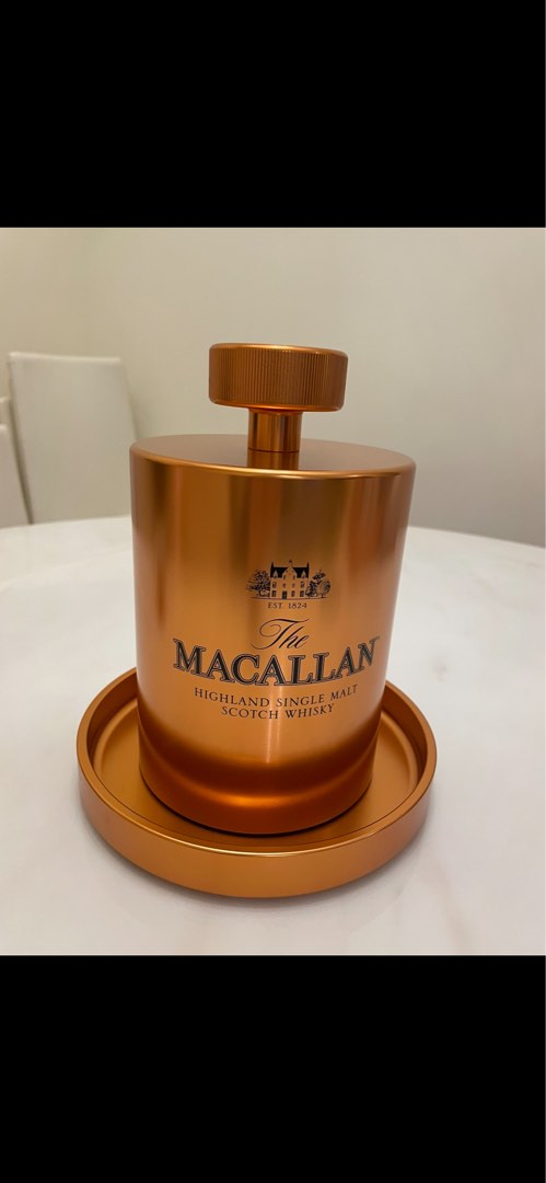 Macallan ice ball maker 冰波模, 嘢食 & 嘢飲, 酒精飲料 - Carousell