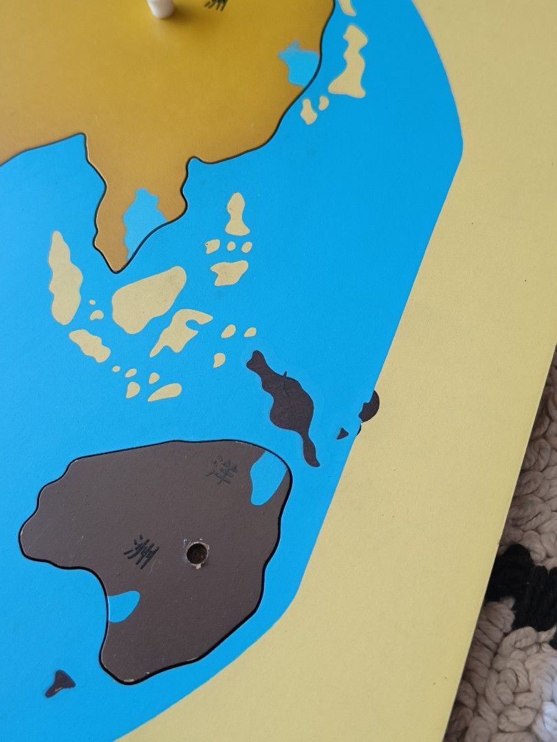 Montessori Continent Maps, Hobbies & Toys, Toys & Games on Carousell