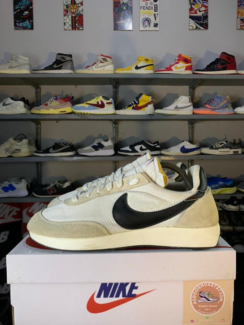 Nike Air Tailwind 79 white, Fesyen Pria, Sepatu , Sneakers di Carousell