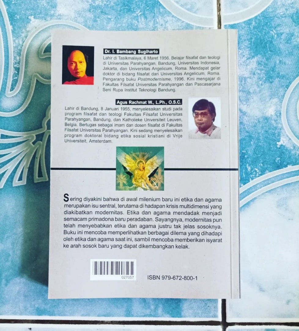 Original Wajah Baru Etika & dan Agama, Buku & Alat Tulis, Buku di Carousell