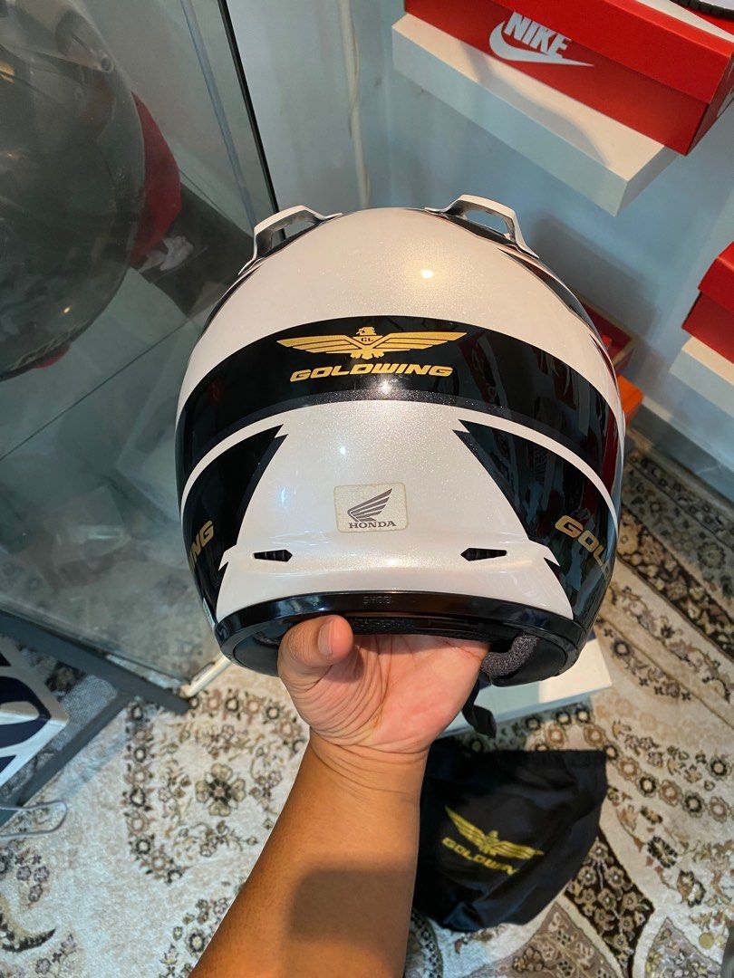 Shoei jf2 goldwing, Motorbikes on Carousell