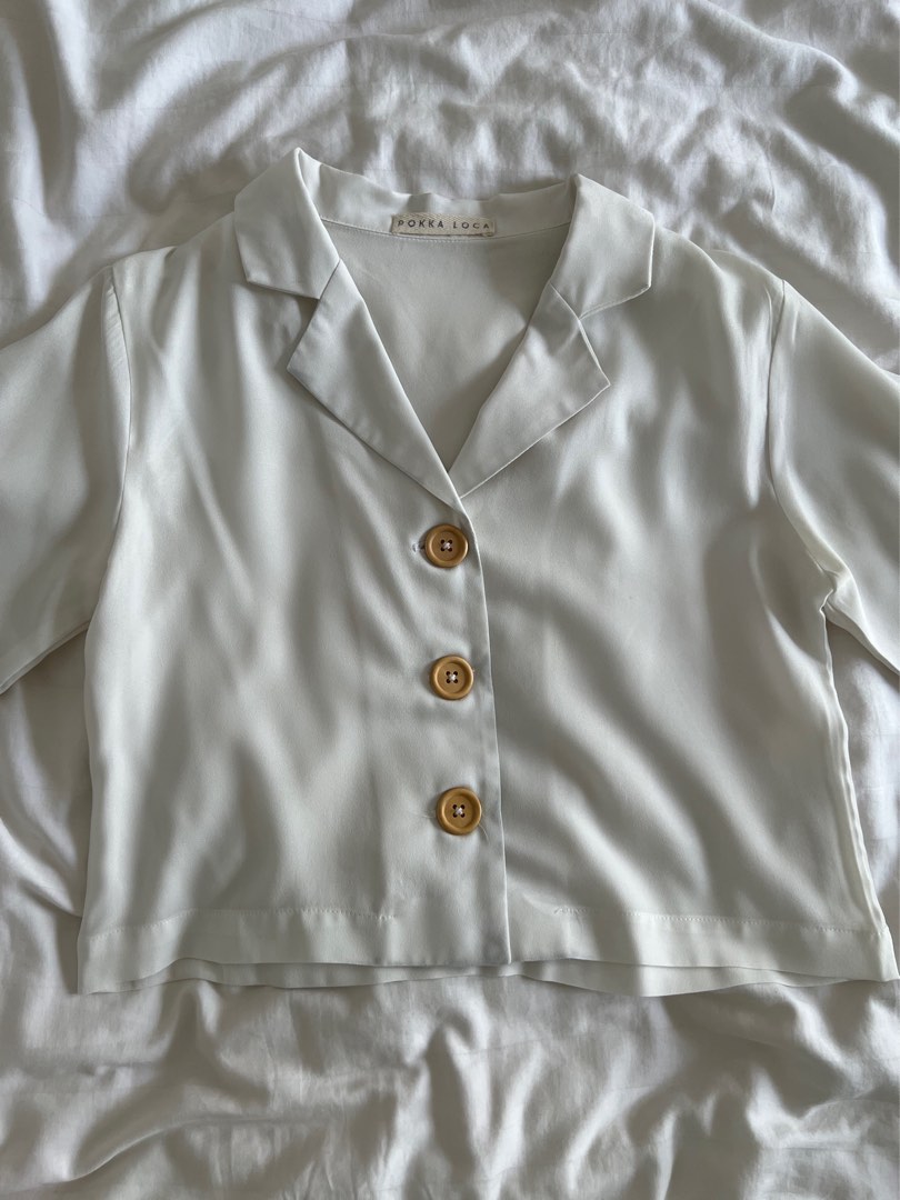 White shirt kemeja putih lengan pendek crop, Fesyen Wanita, Pakaian ...