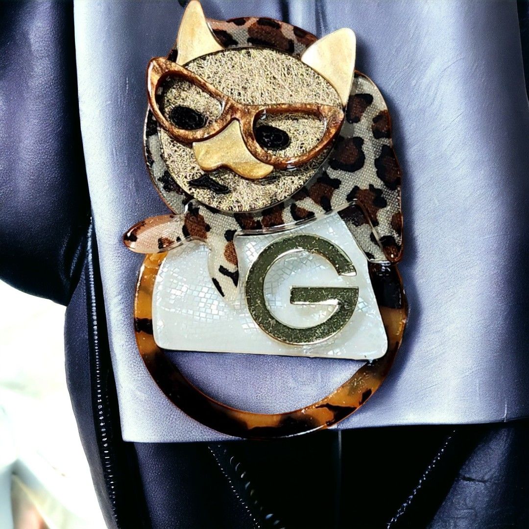 5x9 cm 18g Cat Fox Ribbon Bandana Scarf Seashell Ivory White Acrylic Brooch Bag Cap Badge ...