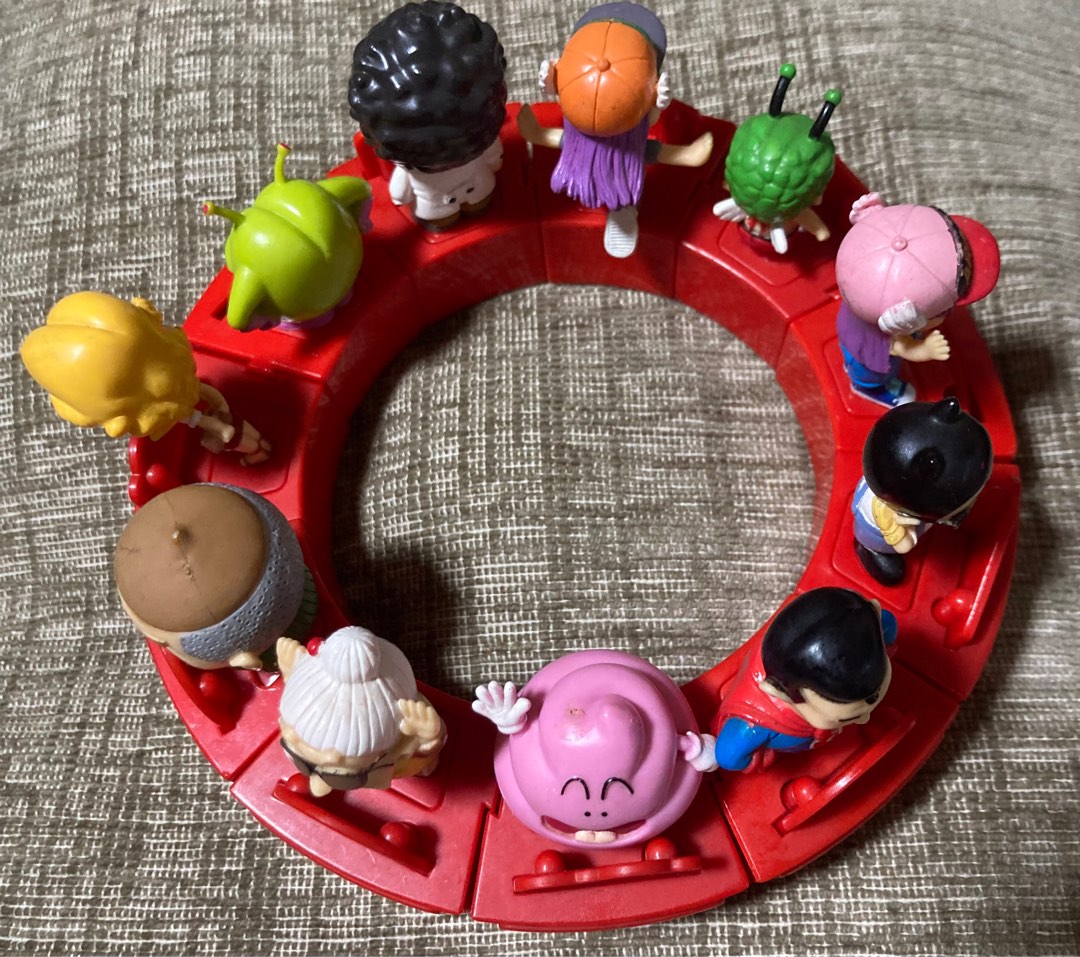 Arale 7/11 IQ Dr Slump Figure set 11 pieces preloved, Hobbies & Toys ...