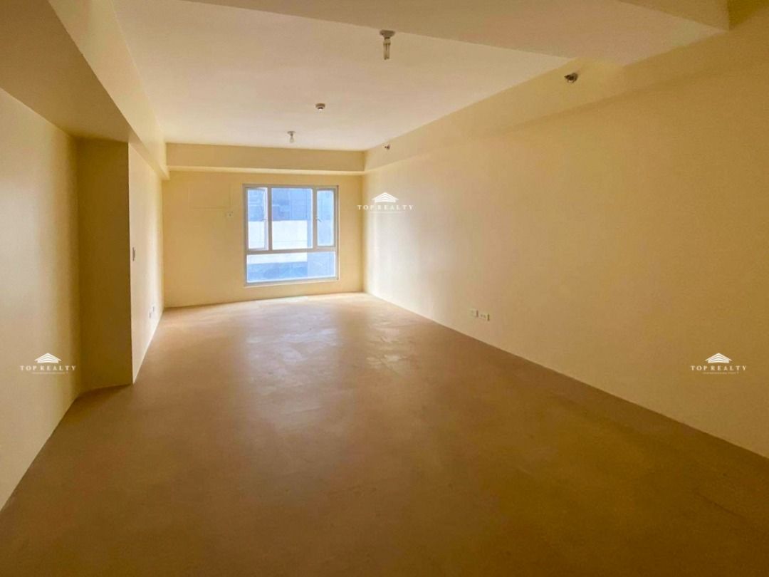 For Sale: Bare Studio Unit Condo in BGC, Taguig City, Property, For ...
