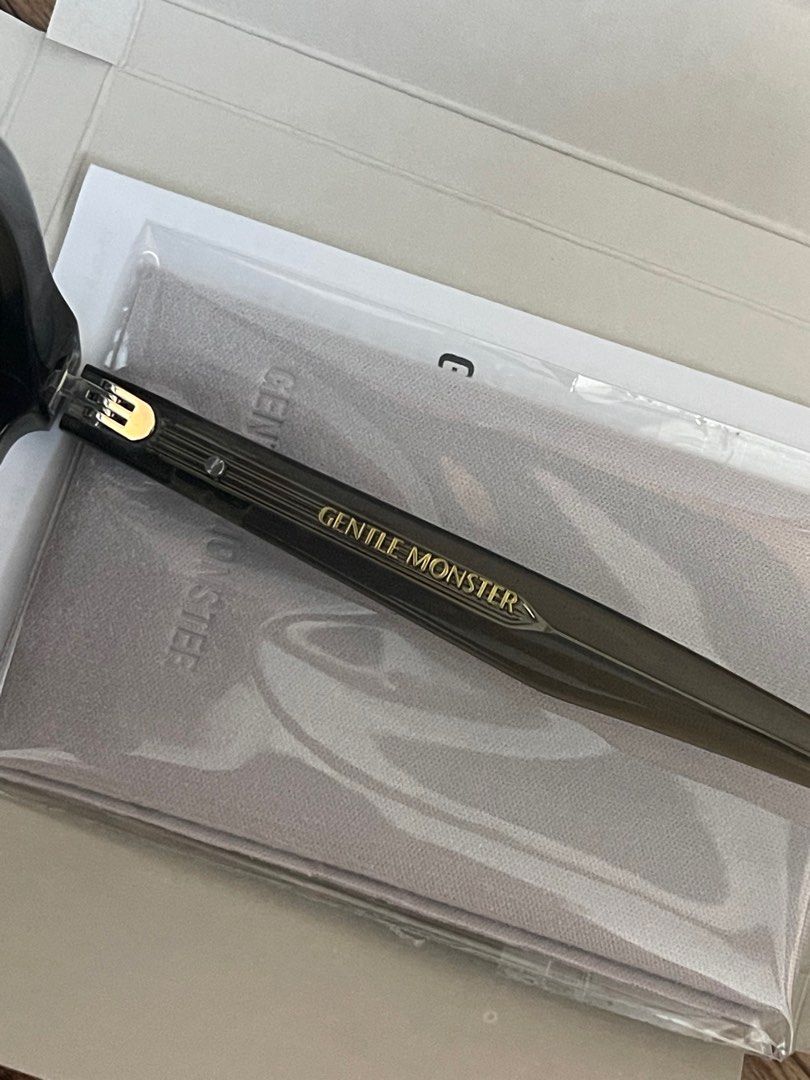 Gentle Monster Sunglasses (PINO KC1), Men's Fashion, Watches ...