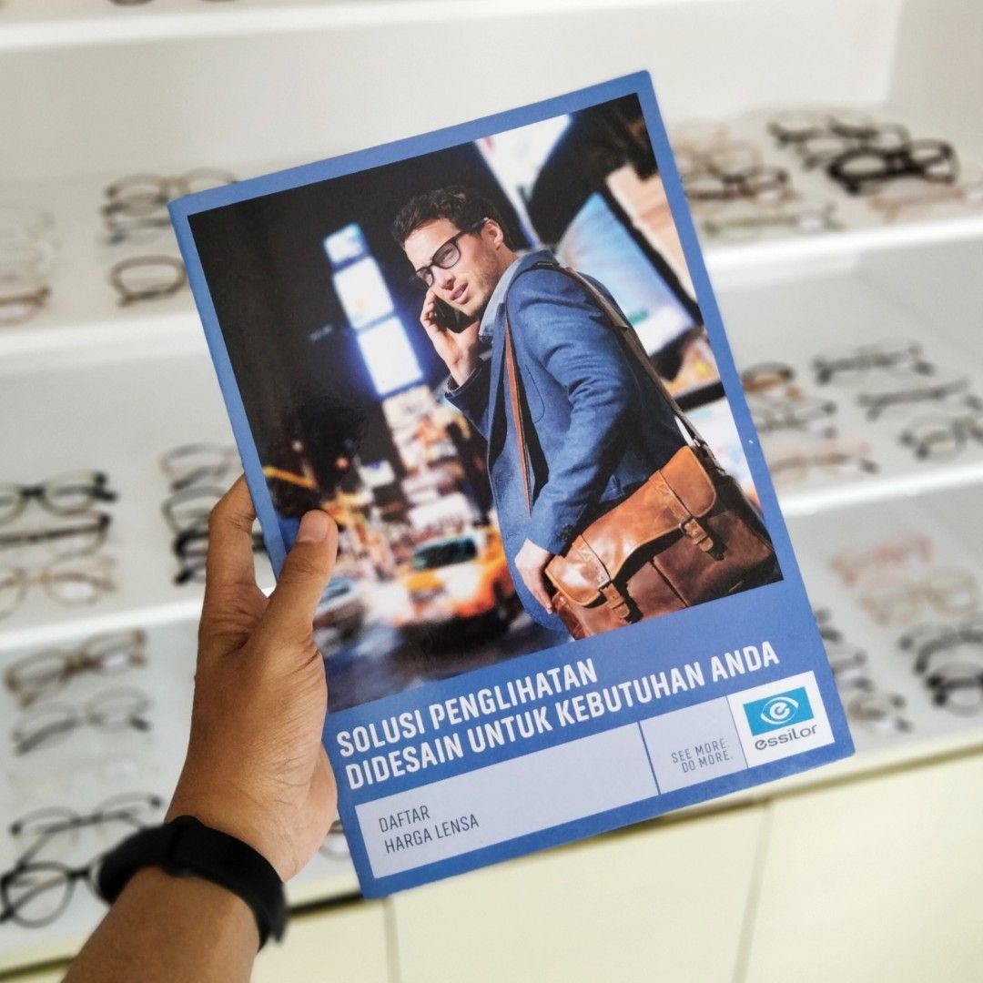 Menyediakan lensa Essilor Elements berbagai tipe, Fesyen Pria ...