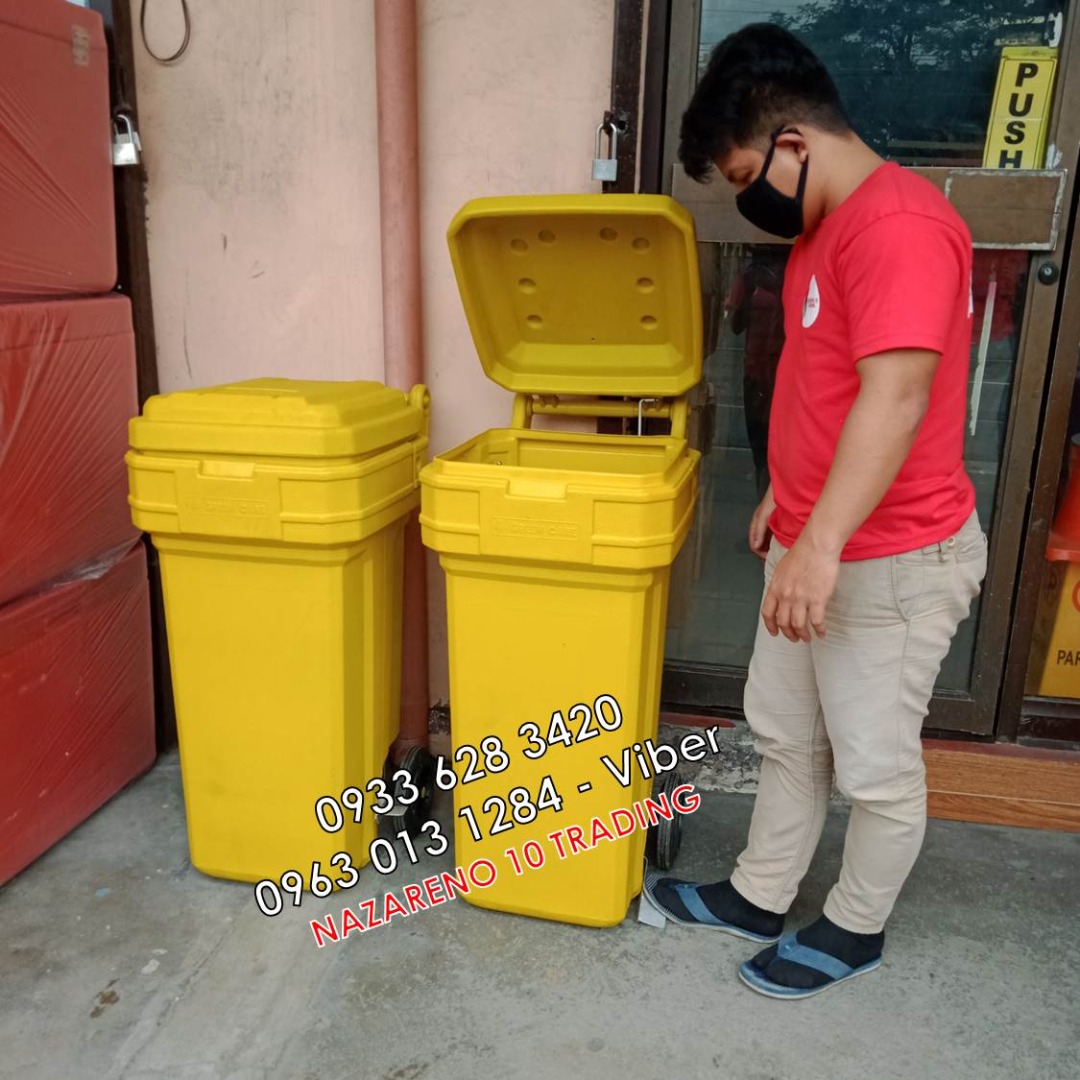 Roller king Trash bin with Wheels, Furniture & Home Living, Cleaning ...