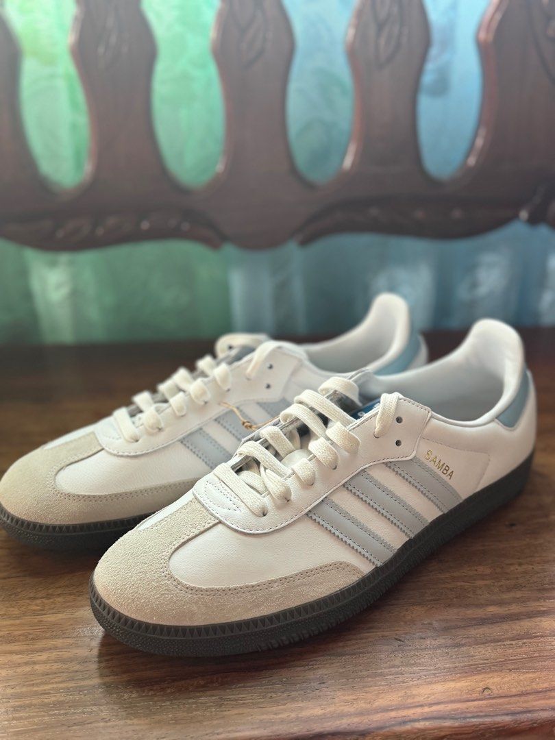 Samba OG white Blue, Men's Fashion, Footwear, Sneakers on Carousell