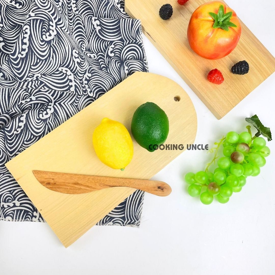 Talenan Kayu Pinus Gunung #MulaiLagi, Kitchen & Appliances di Carousell