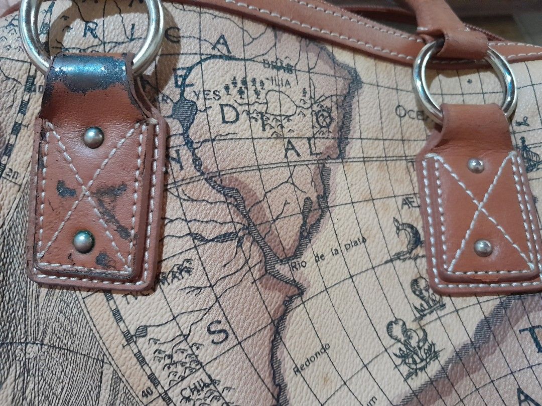 Tas Peta Guy Laroche, Fesyen Wanita, Tas & Dompet di Carousell