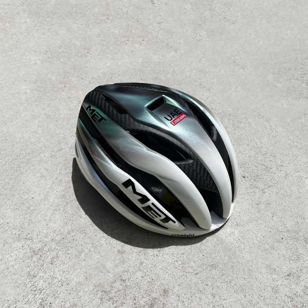 Team UAE Emirates 2024 x MET Trenta 3K Carbon Limited Edition helmet ...